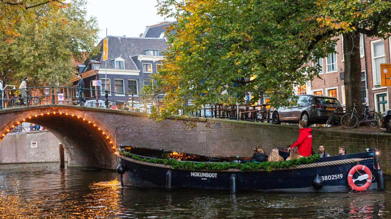 Rondvaart en bootje verhuur Amsterdam - Mokumboot